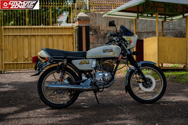 Yamaha RX-K 1981 Tangerang, Klangenan Ori Asik Pemilik Wall Decor ...