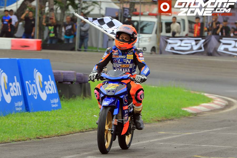 RSV : Jalani Balapan Penuh Dengan Strategi, Fahmi Juara Bebek 2T 125 ...