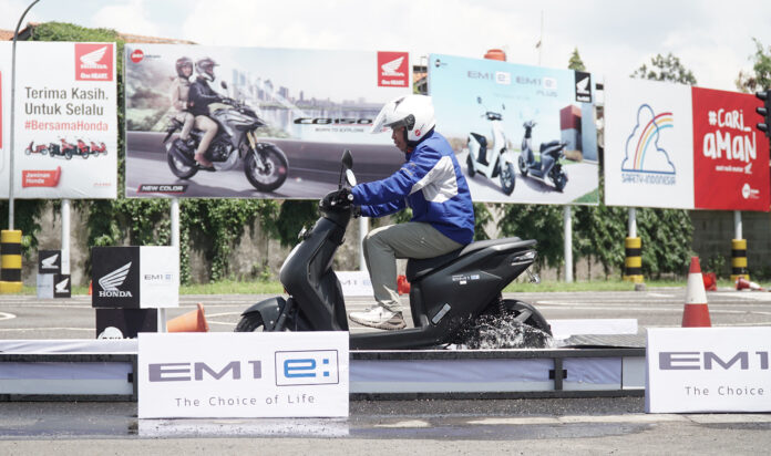 DAM Resmi Memperkenalkan Honda EM1 e: dan EM1 e: PLUS - OtomotifZone