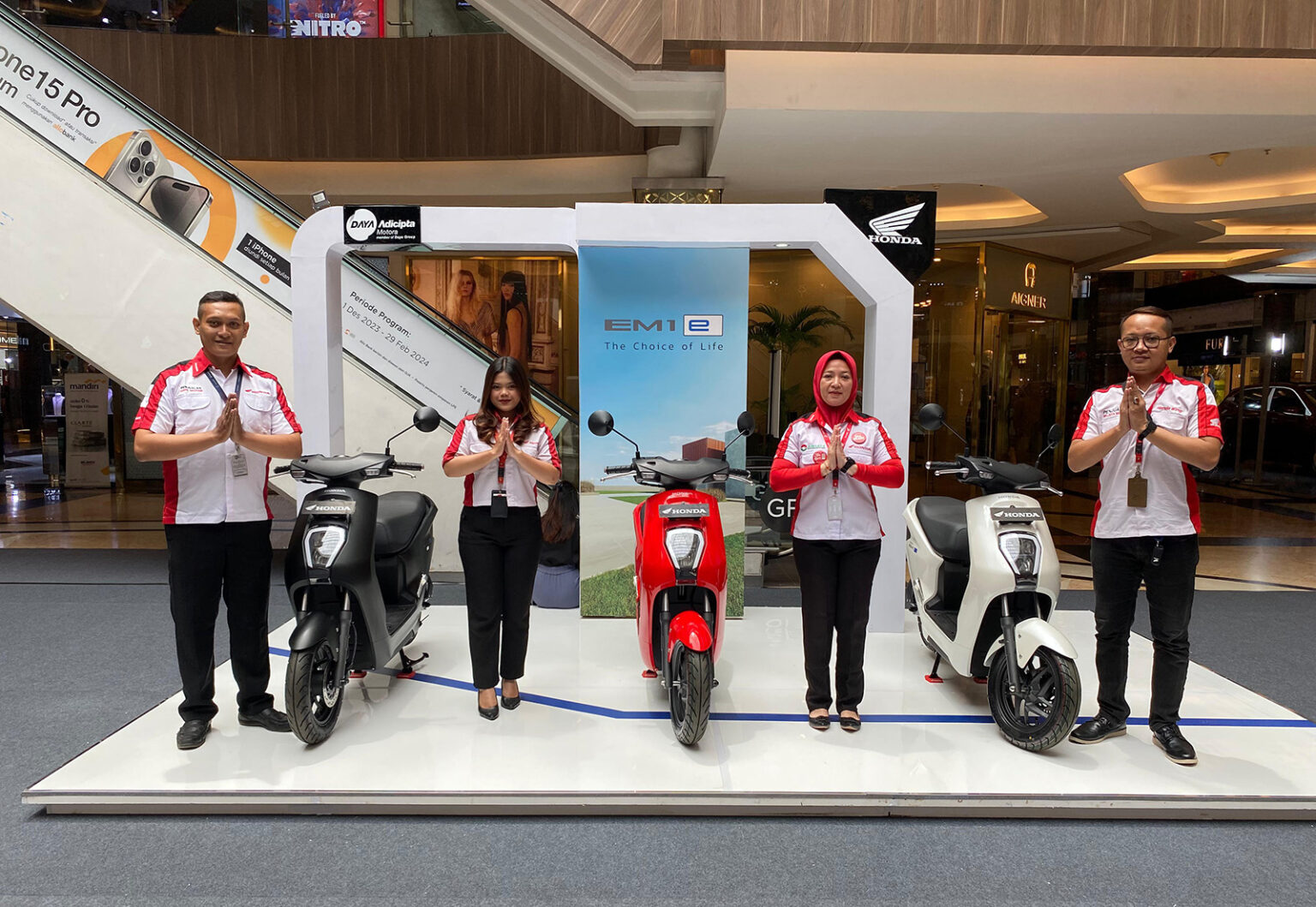 Honda EM1 e: dan EM1 e: PLUS Hadir di Trans Studio Mall Bandung dengan ...