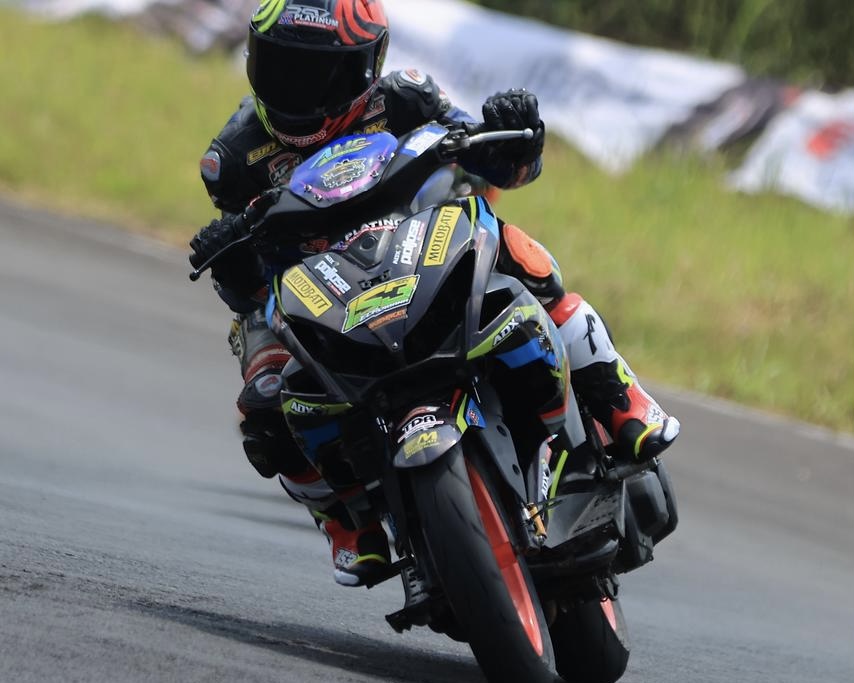 Eca Sabana Ungguli Kaum Adam di YCR Tasikmalaya 2025, Duet AMG x ADX ...
